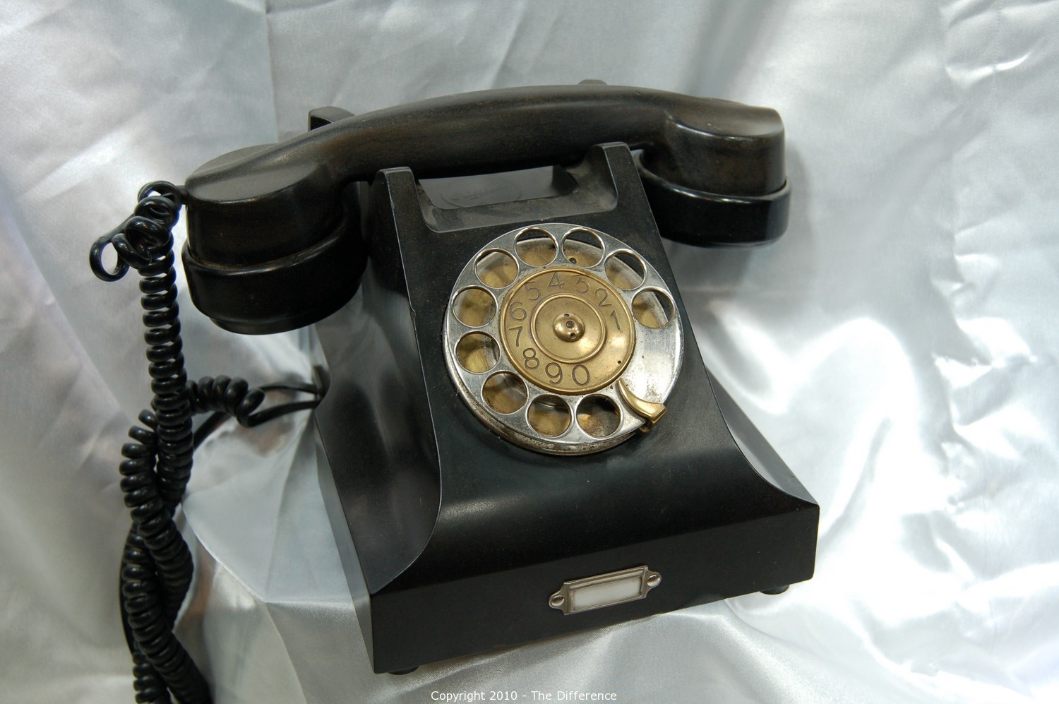 The Difference - Auction: Vintage Antique and Collectibles ITEM ...