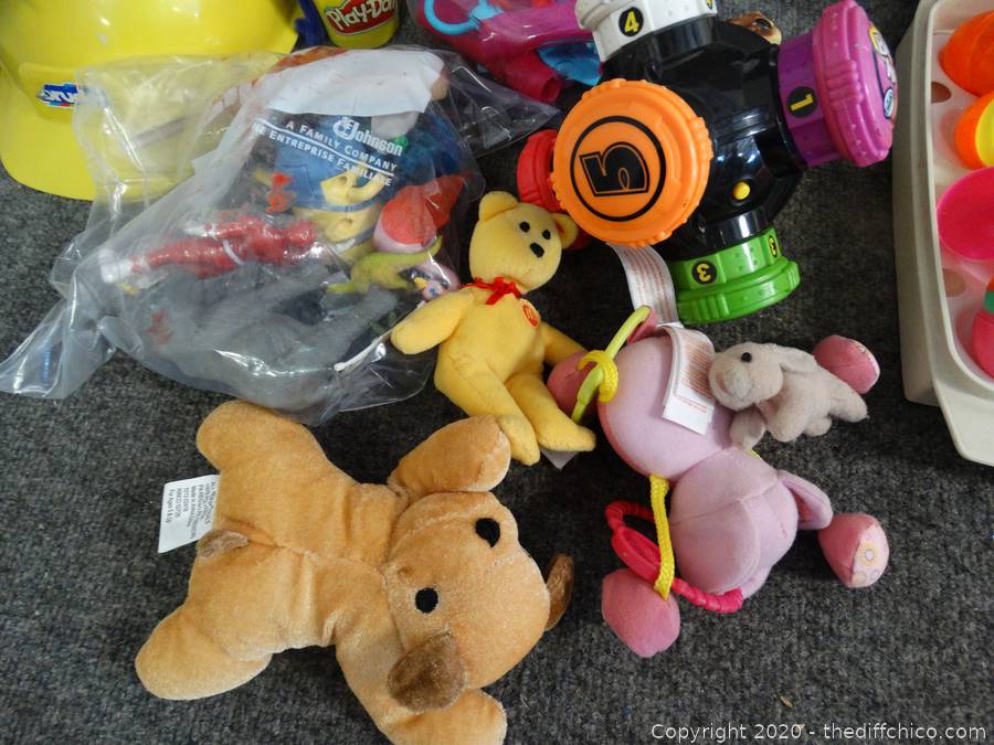 The Difference - Auction: Storage Treasure Auction House (CLICK HERE TO ...