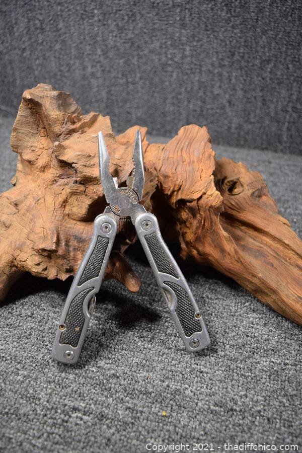 The Difference - Auction: March 2021 Knives, Swords, Collectibles and ...